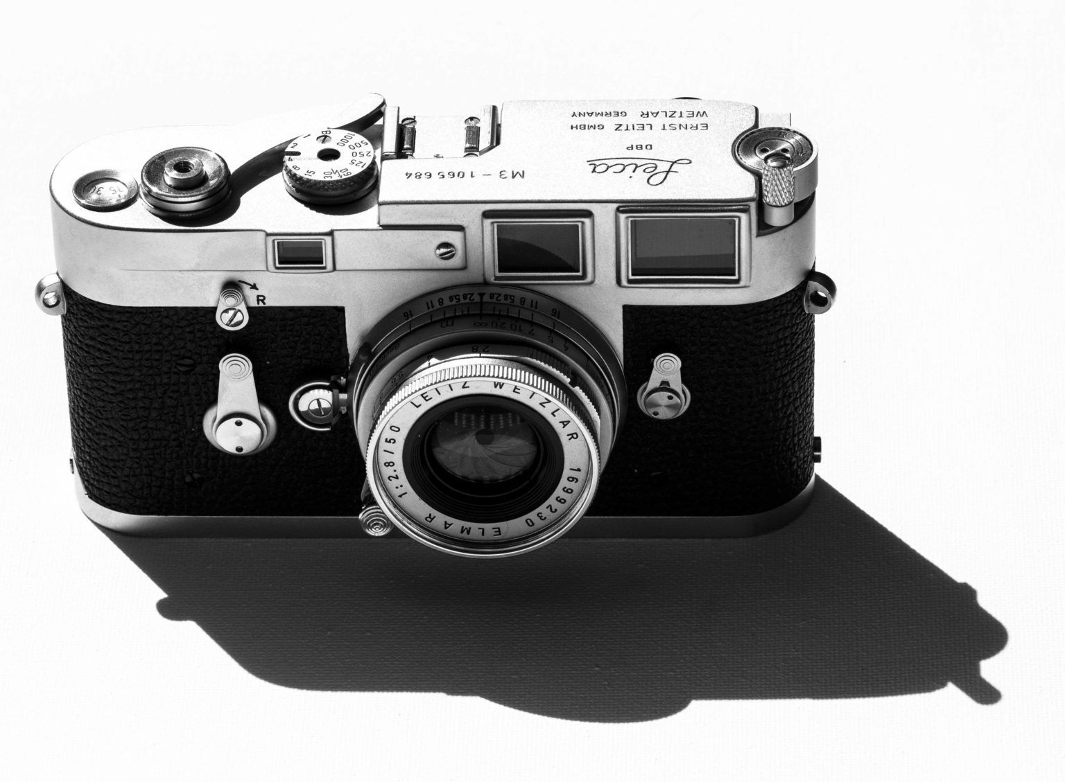 The Leica M3 - Great Film Cameras - A Flash Of Darkness